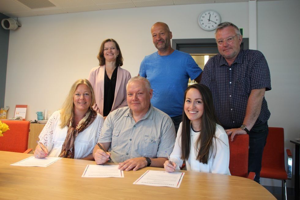 - Vi kobler oss på virkeligheten