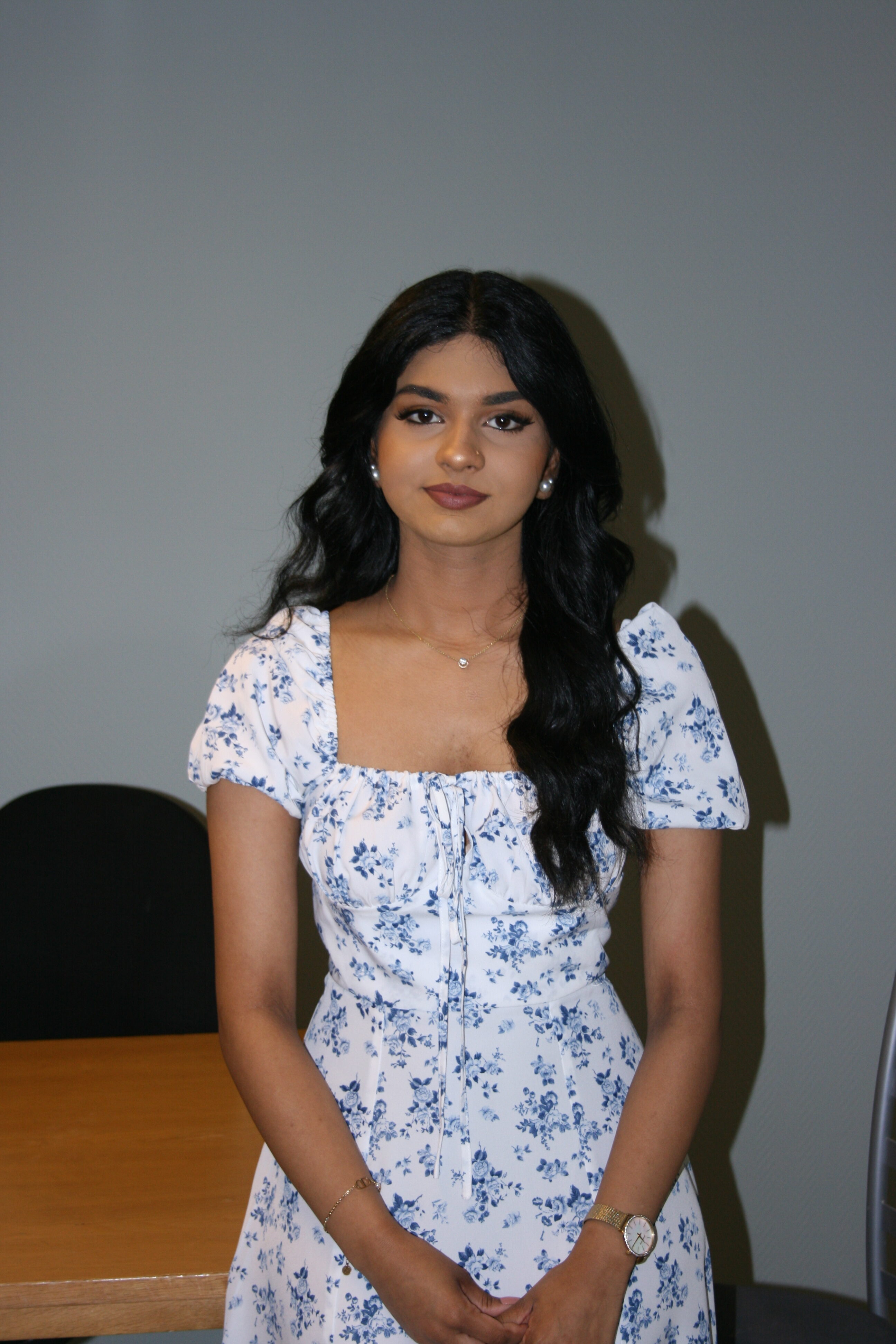 Poorani (18) fra Ellingsrud fikk seks i standpunkt: – Hadde ikke forventet å gjøre det så bra