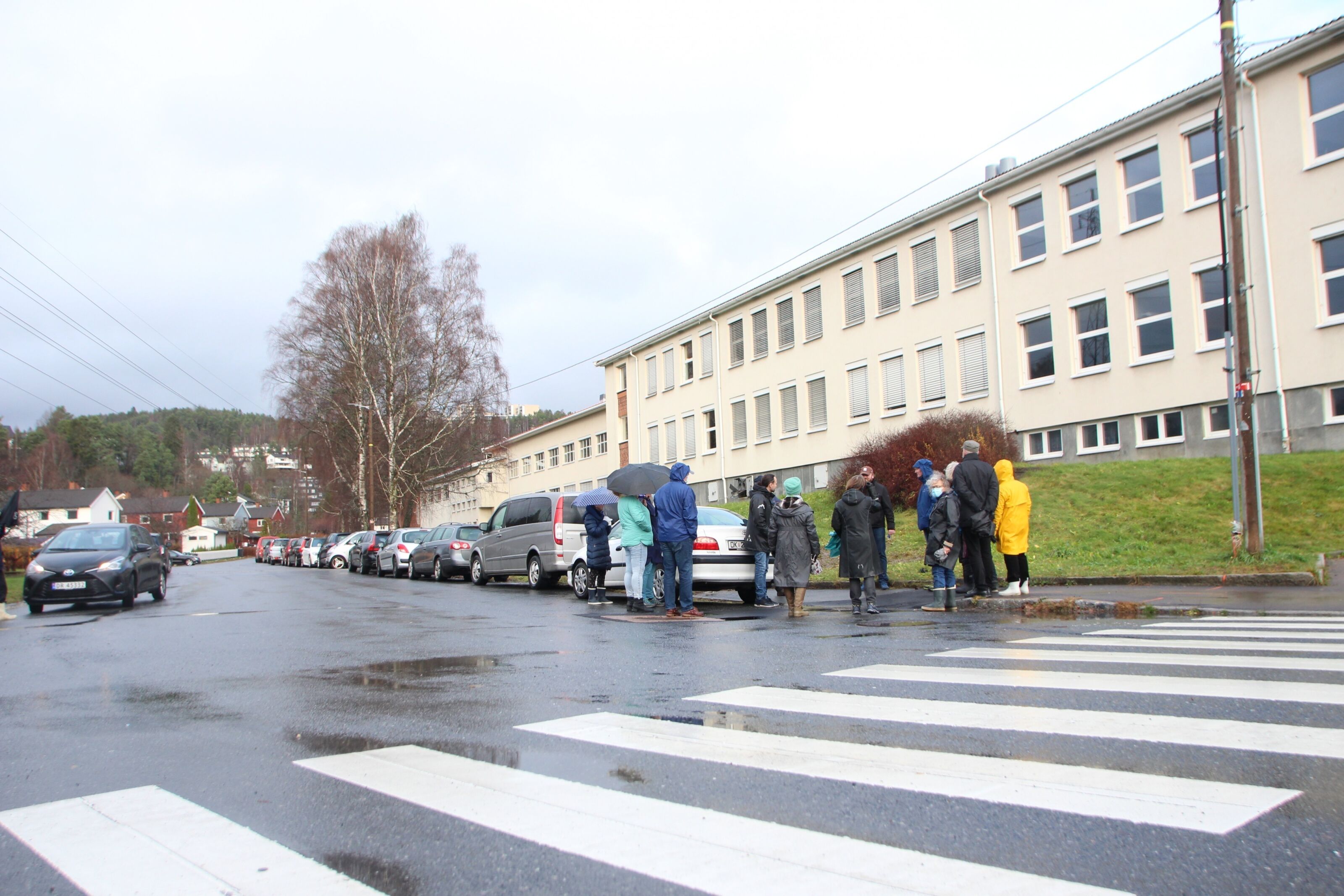 Naboene på Grorud har ikke gitt opp kampen mot Tesla