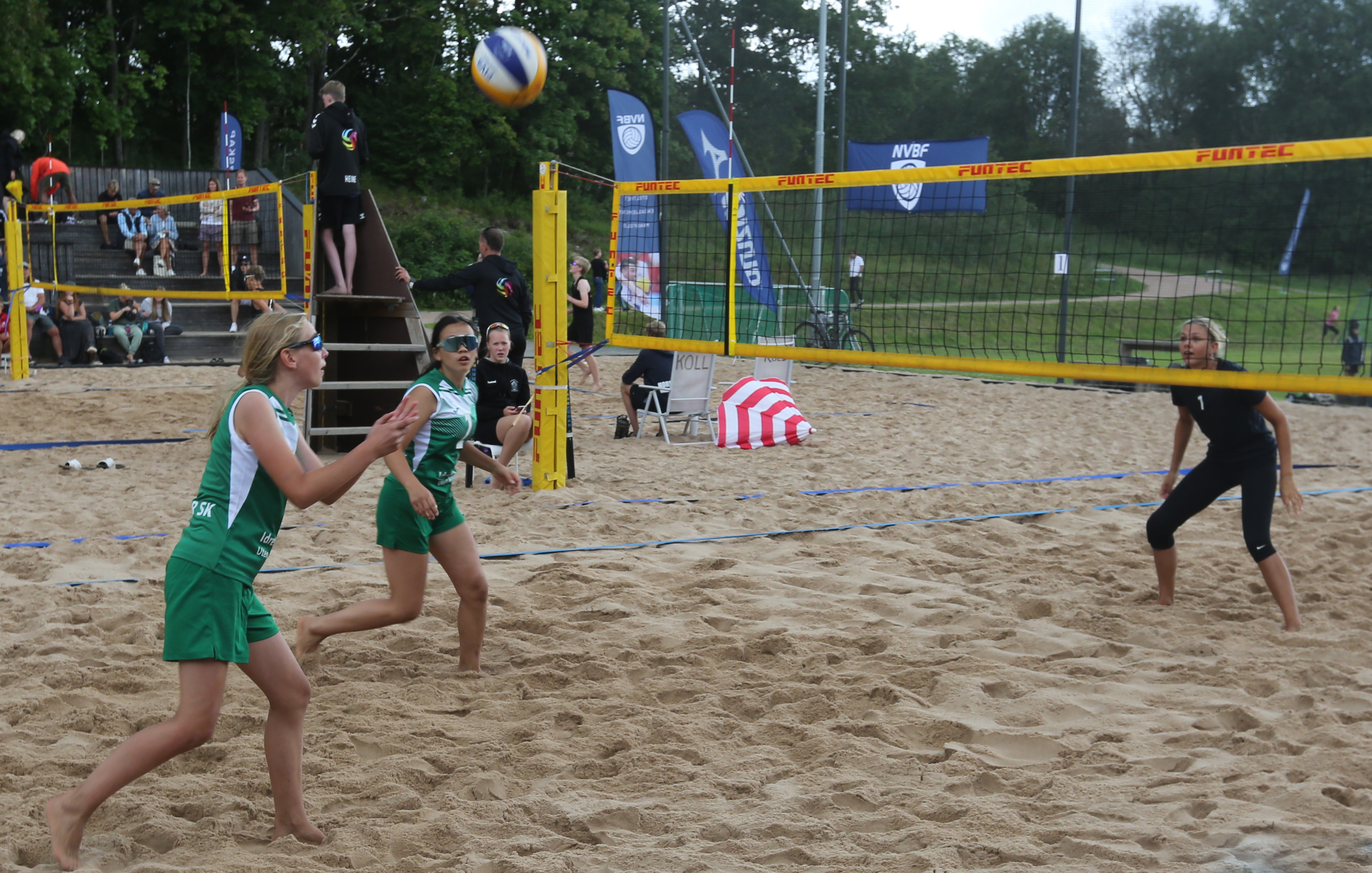 Stovner SK Sandvolleyball slår godt fra seg i NM for juniorer