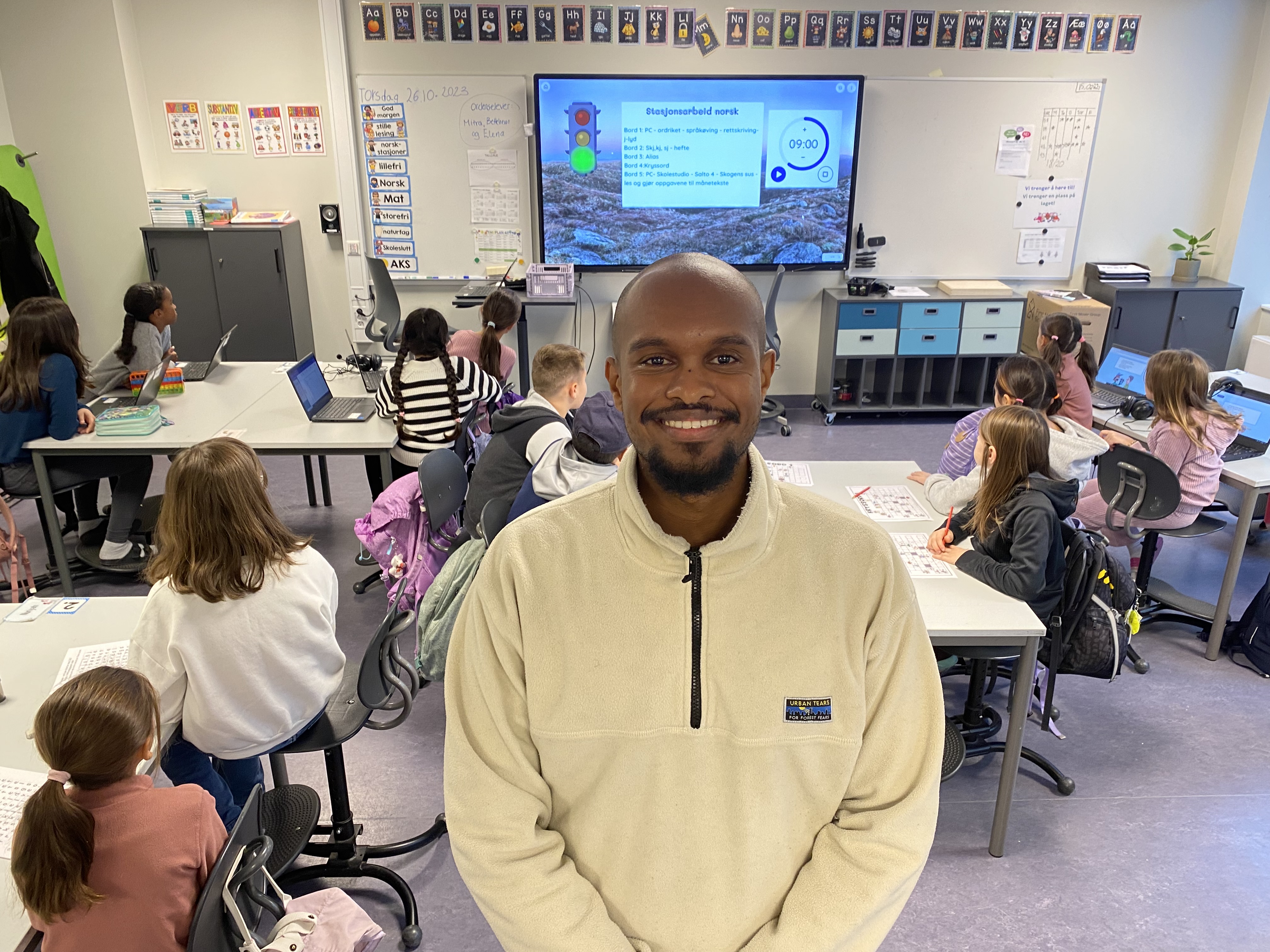 Nå skal flere skoler få en Redwan på laget