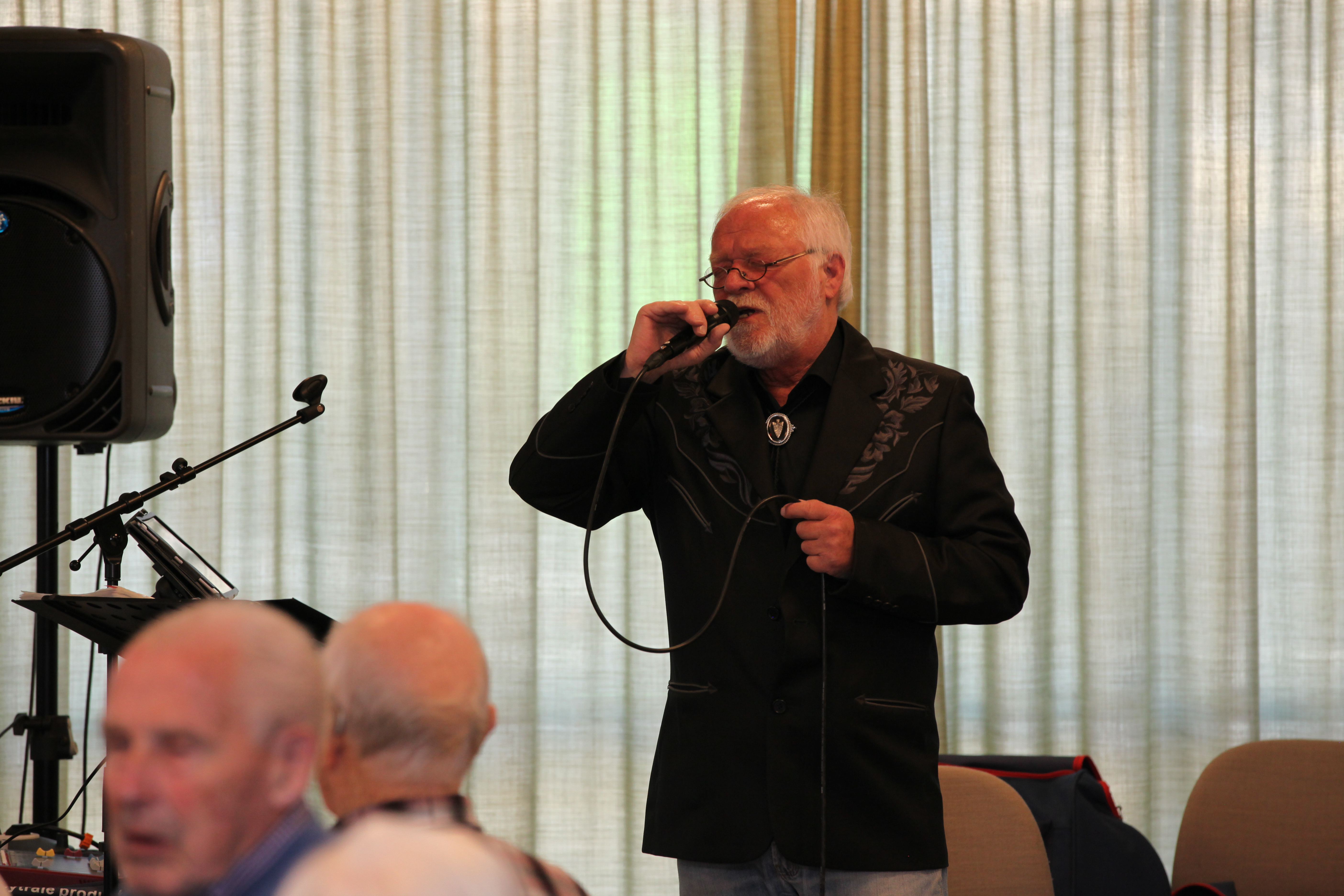 Onsdag blir det sving og steinhard countryrock i Høybråten kirke