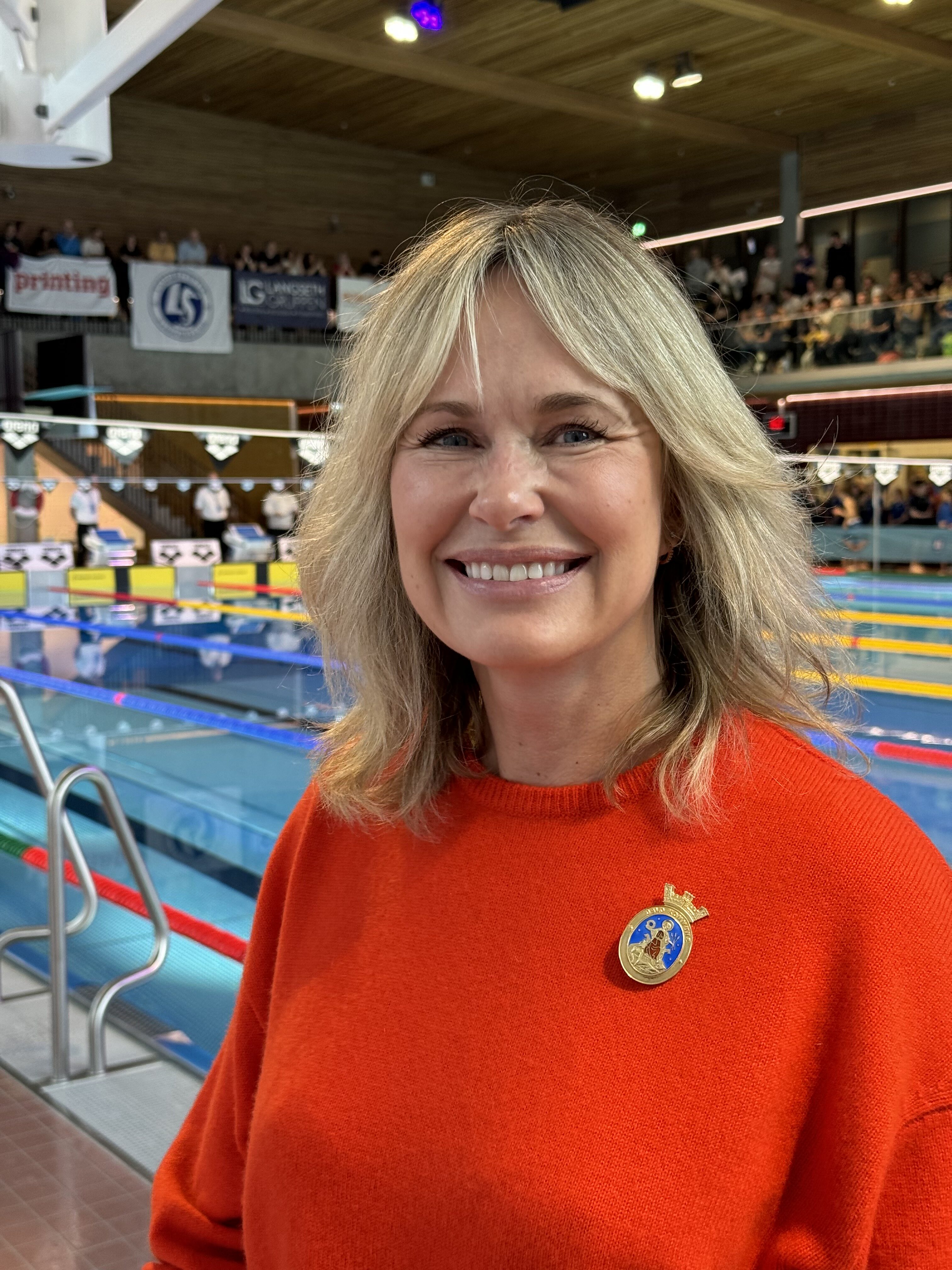 Årets høydepunkt: Ordføreren åpnet svømmestevnet som samler 375 deltakere