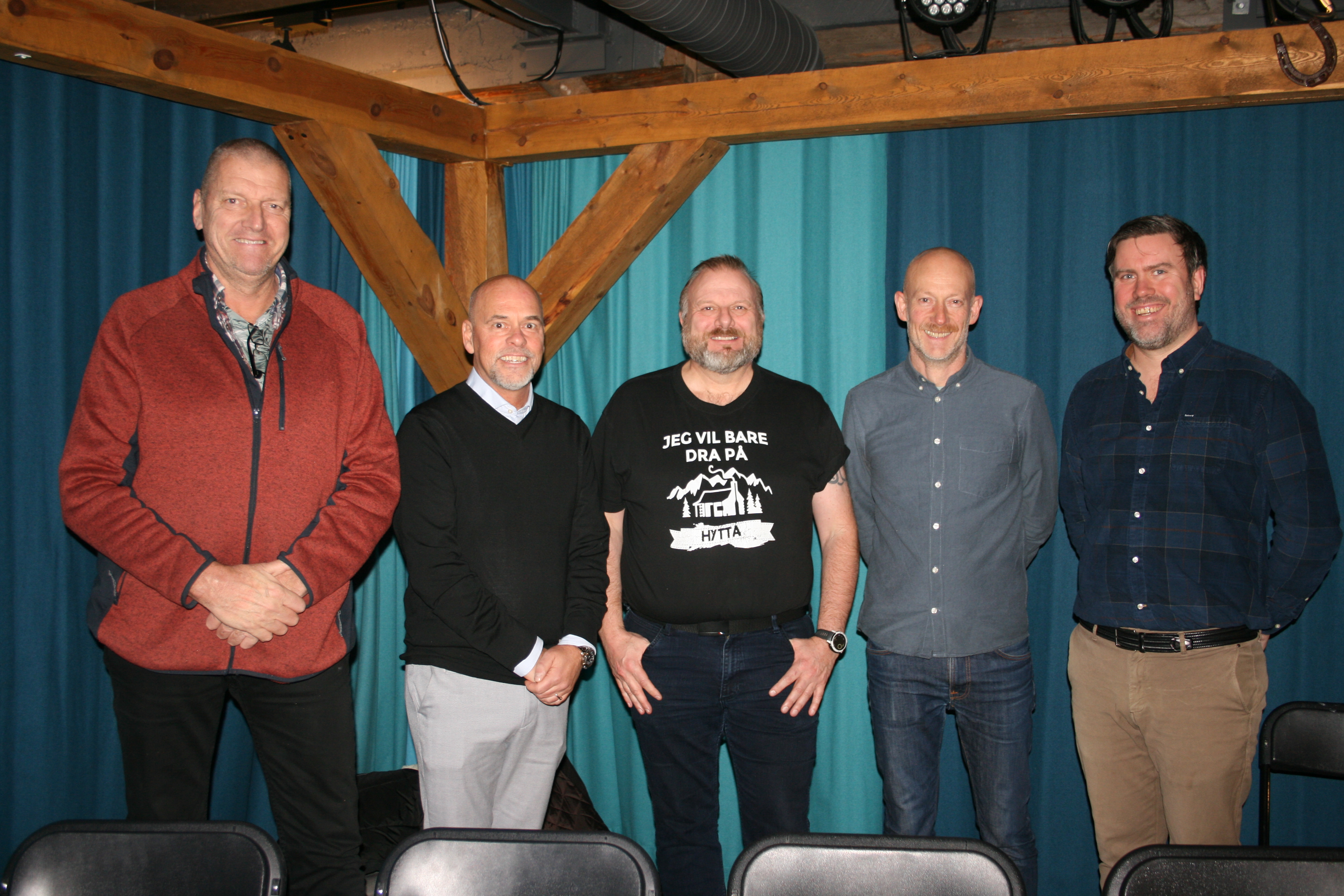 Mange gode spørsmål om Stovner bad: Men de største spørsmålene kunne ...